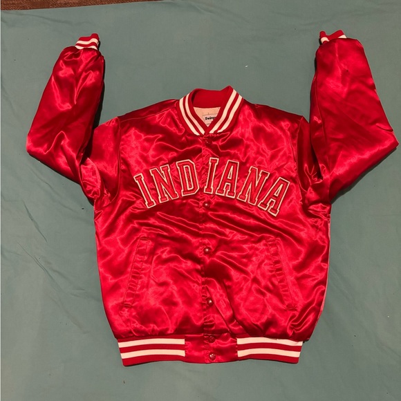 Other | Vintage Vintage Rare Indiana Hoosiers Quilted Satin Embroidered ...